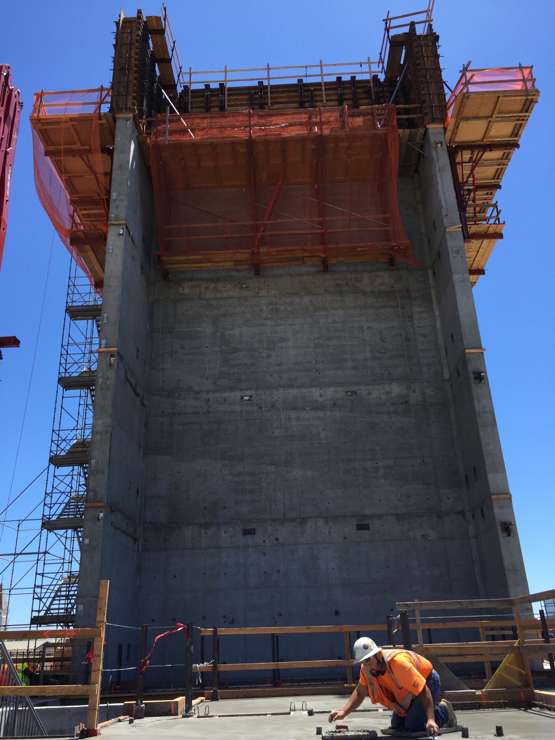 633 Folsom Offices – Tipping